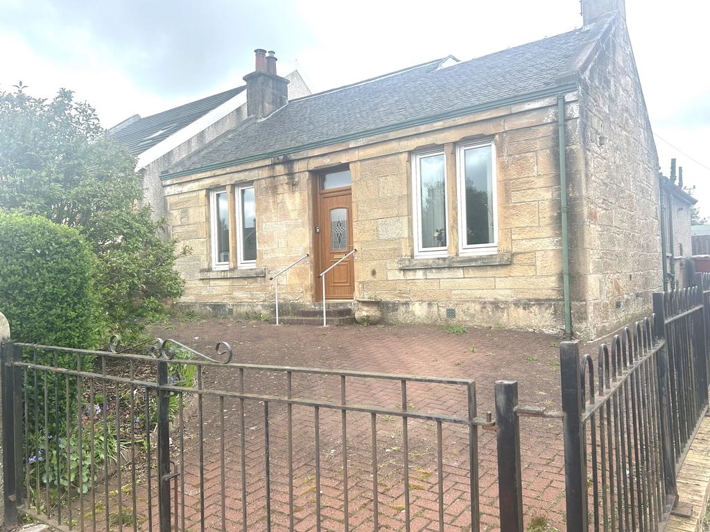 Muir Street, Larkhall ML9 3 bed detached house - £159,995