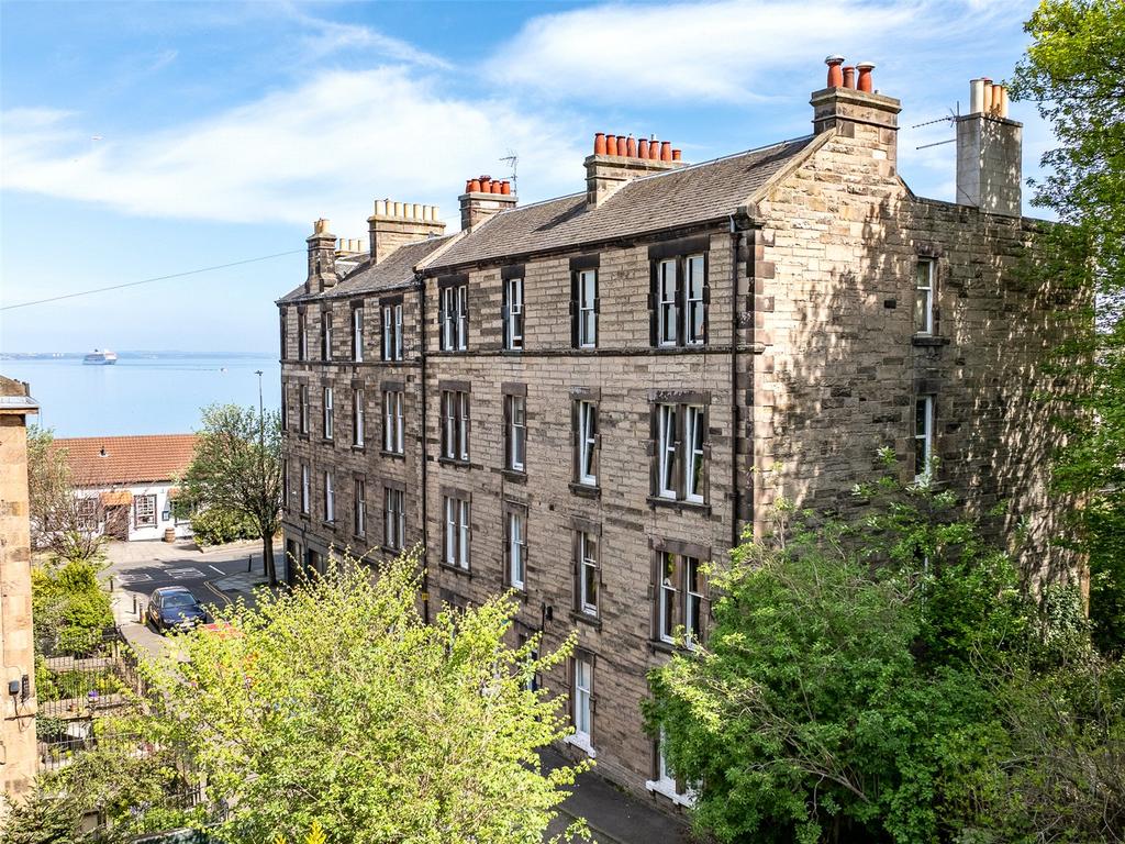 Trinity Crescent, Edinburgh... 3 bed apartment for sale - £345,000