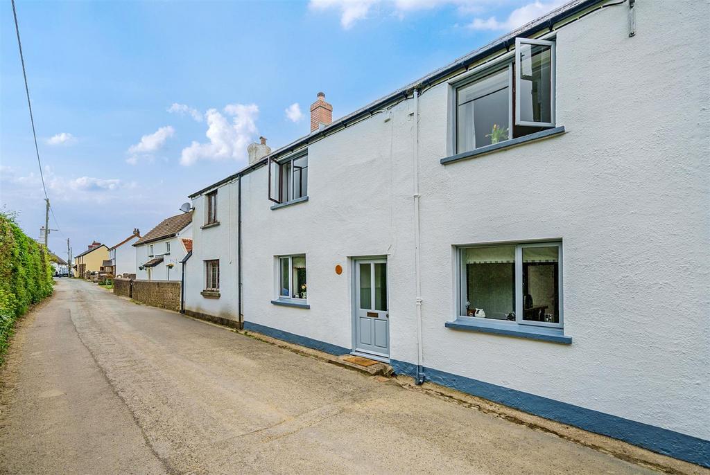 Monkleigh, Bideford 2 bed terraced house for sale - £250,000
