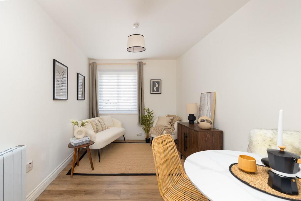 Whiteway Road, St George 1 bed flat for sale - £195,000