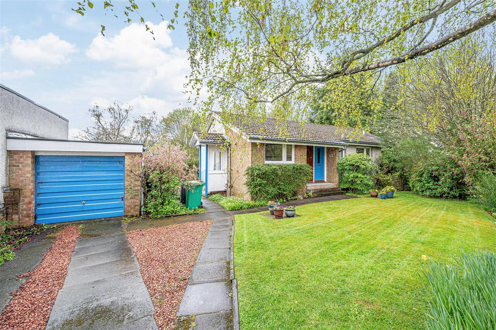 Raith Drive, Kirkcaldy 5 bed detached house - £315,000