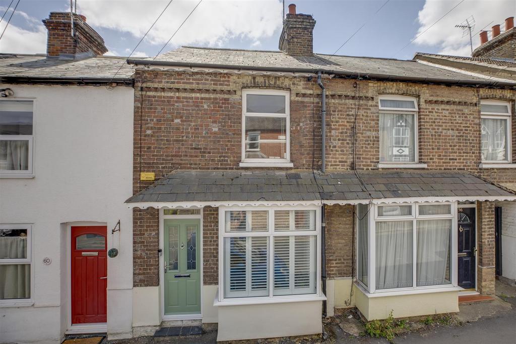 Gordon Road, High Wycombe HP13 2 bed terraced house for sale - £375,000