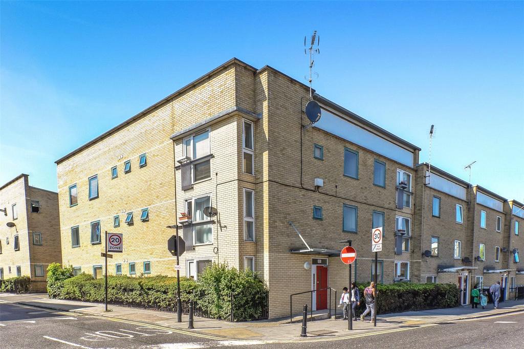 Well Street, Hackney, London, E9 2 bed flat for sale - £450,000