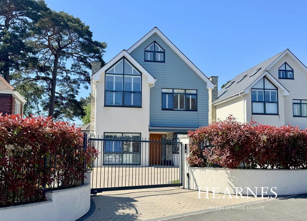 Compton Avenue, Lower Parkstone... 4 bed detached house for sale - £ ...