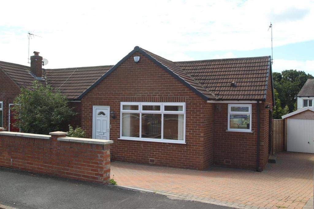 Woodway Drive, Horsforth, Leeds, West... 1 bed bungalow for sale - £215,000