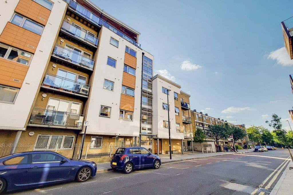 Violet Road, Bow, London, E3 2 bed flat to rent - £2,300 pcm (£531 pw)