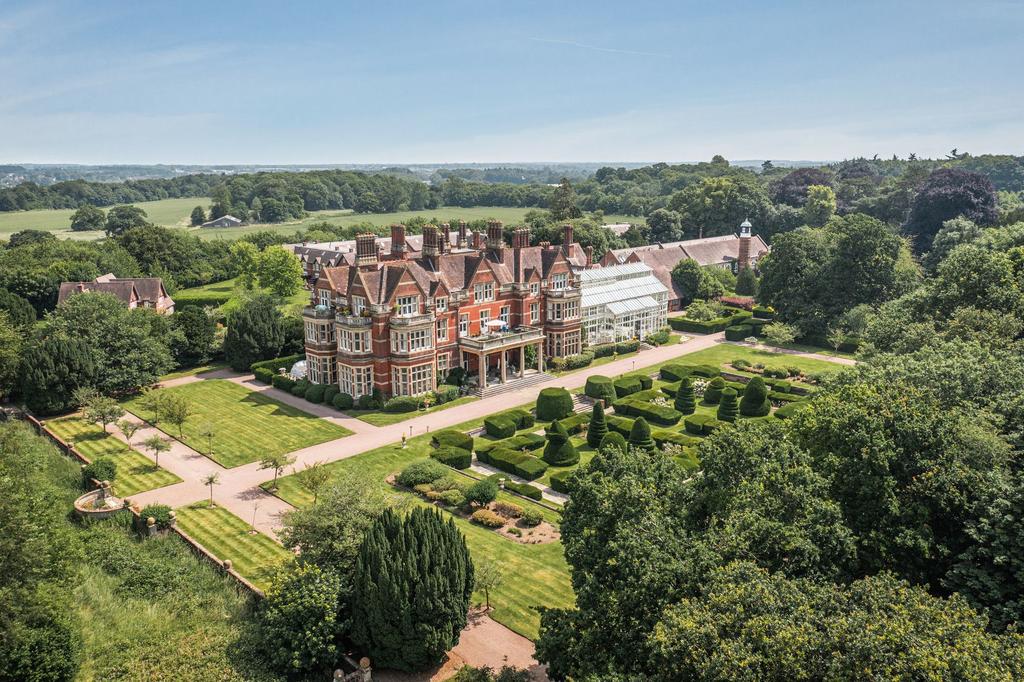 Whitlingham Hall, Trowse 2 bed apartment for sale - £645,000