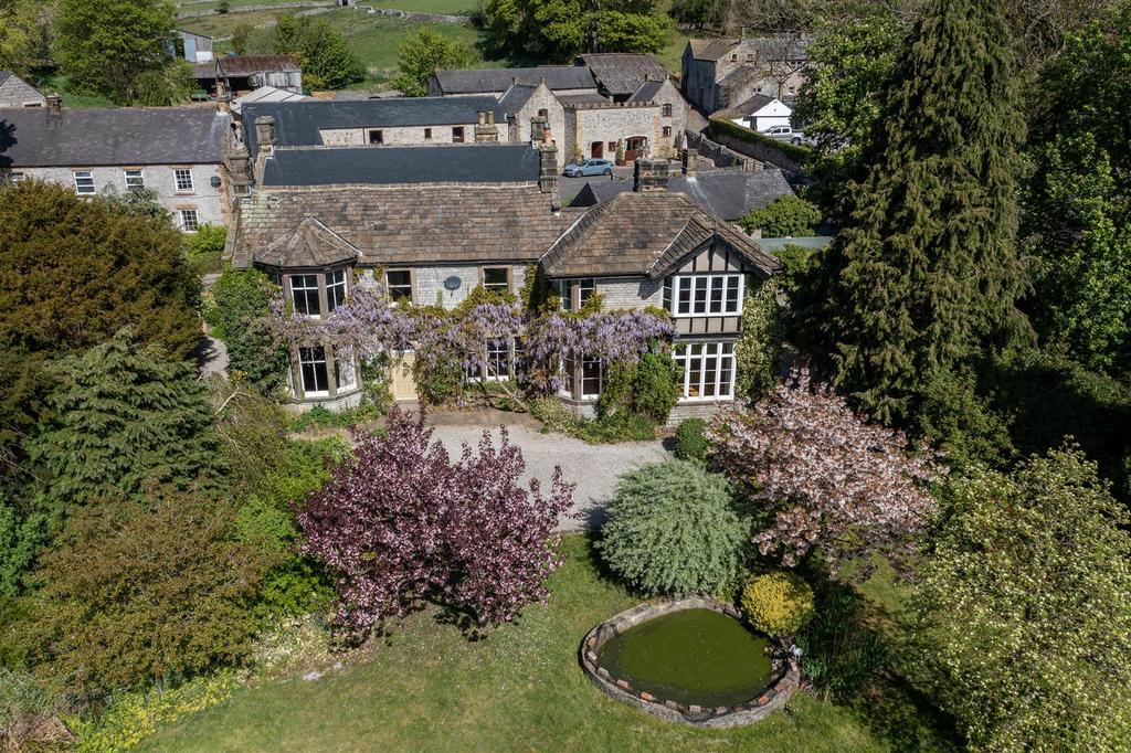 The Hollow, Little Longstone... 6 bed country house - £1,300,000