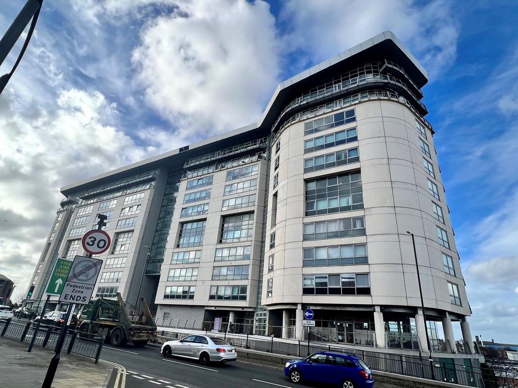 Echo Building, City Centre... 2 bed detached house - £850 pcm (£196 pw)