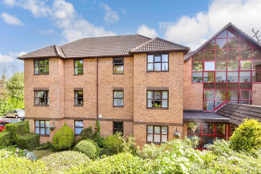 Cavendish Court, Wallington SM6 1 bed flat for sale - £119,500