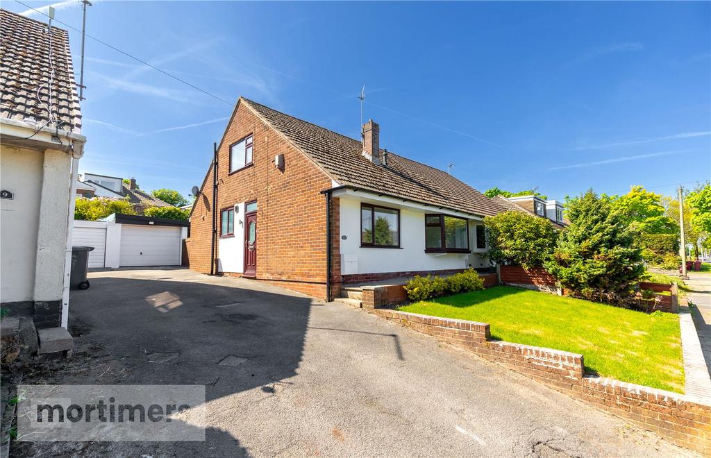 Leyburn Road, Blackburn, Lancashire, BB2 2 bed bungalow for sale - £160,000