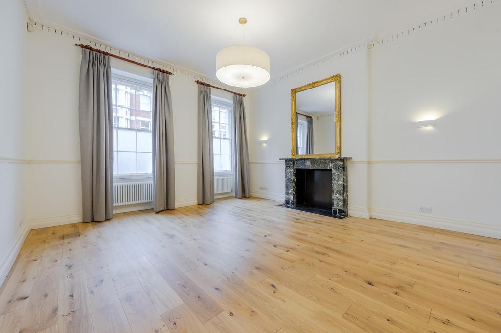 Southampton Row, London, Bloomsbury, ... 3 bed ground floor maisonette ...