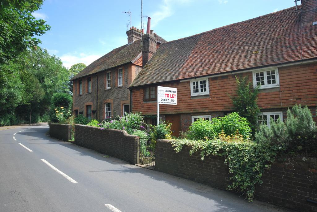 Lower Green Road, Rusthall, Tunbridge... 3 bed terraced house to rent ...