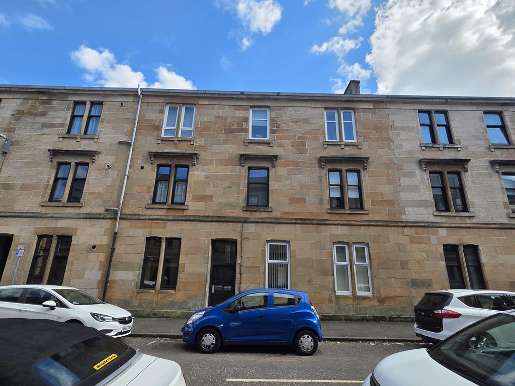 George Street, Barrhead G78 1 bed flat for sale - £57,500