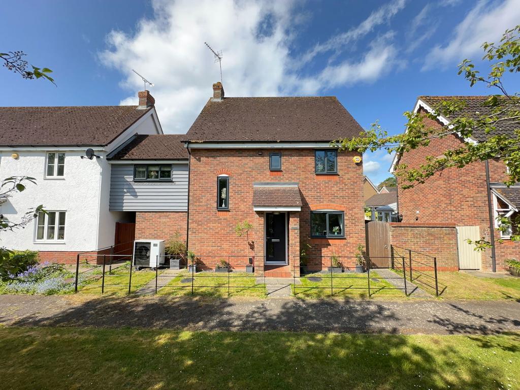 High Street, Halstead CO9 4 bed link detached house for sale - £450,000