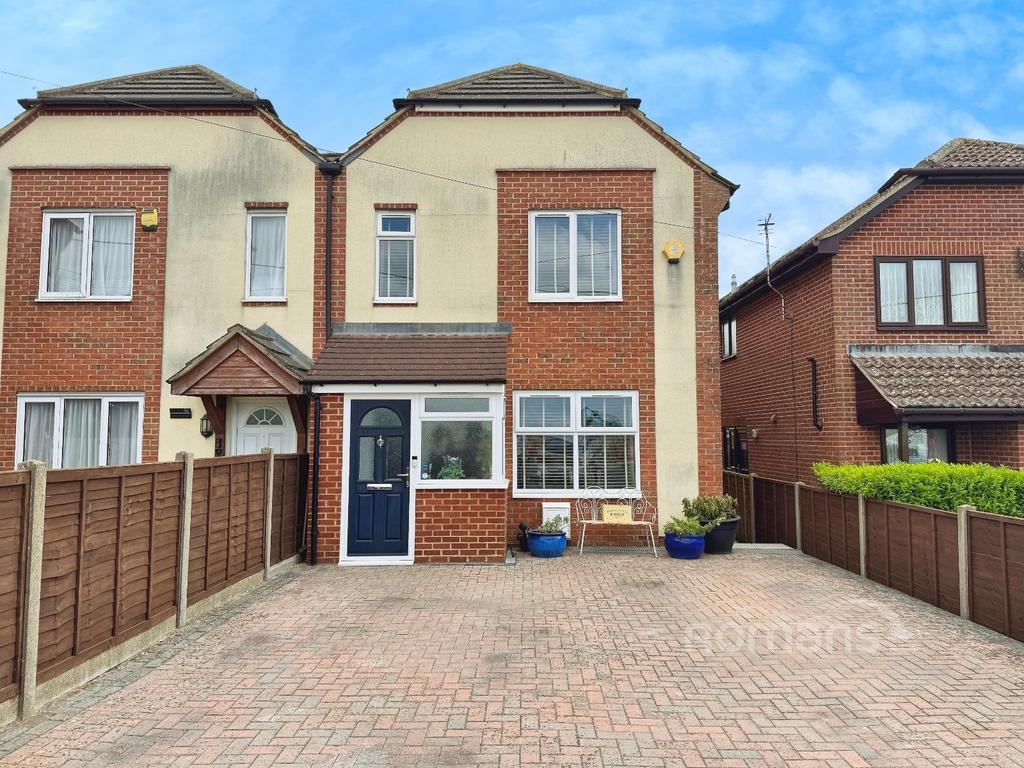 Roman Road, Basingstoke, Hampshire 4 bed end of terrace house for sale ...