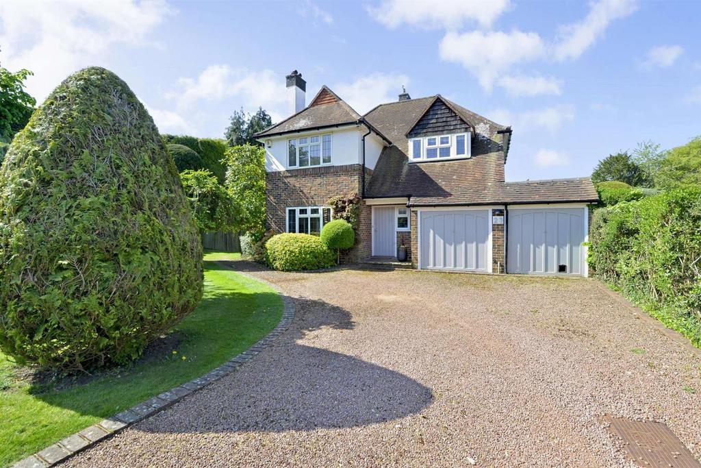 Boxgrove Avenue, Guildford 4 bed detached house - £1,600,000