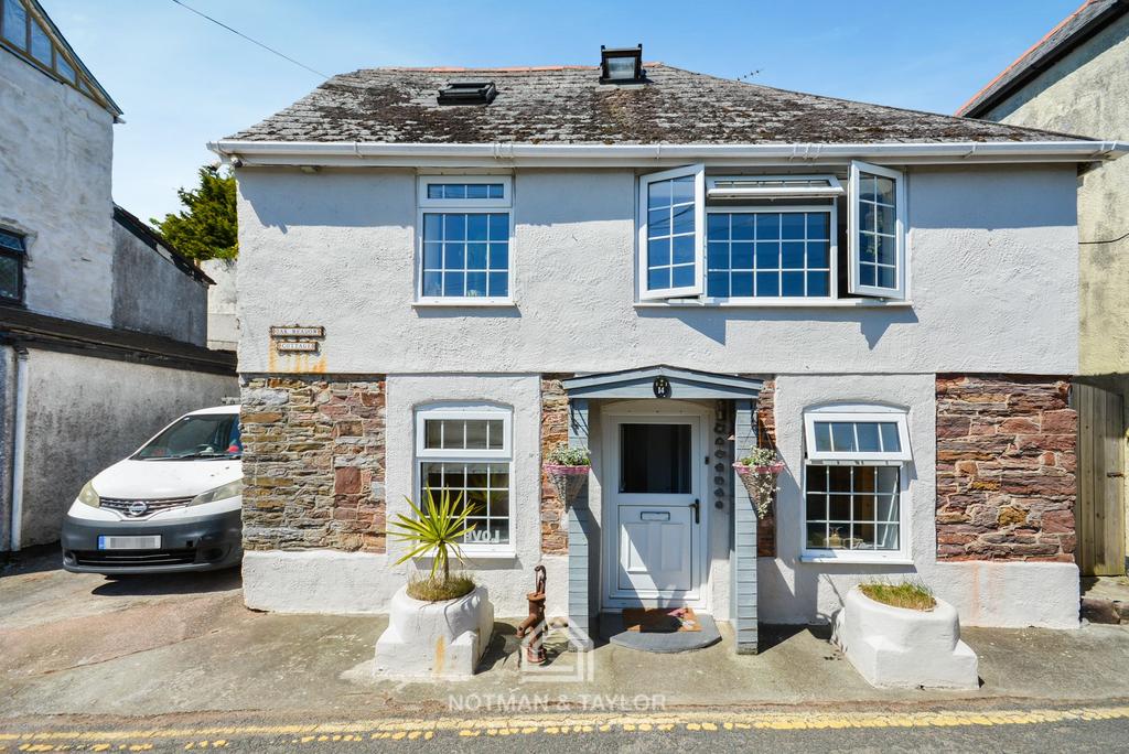 Millbrook, Torpoint PL10 3 bed detached house for sale - £350,000