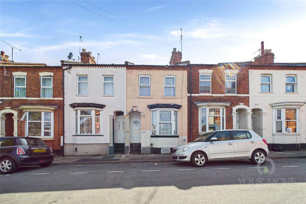 Connaught Street, Northampton NN1 3 bed terraced house - £195,000