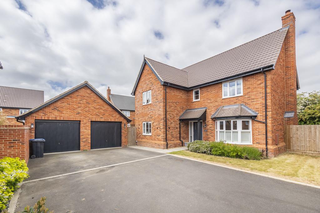 Chilton, Sudbury, Suffolk 4 bed detached house for sale - £570,000