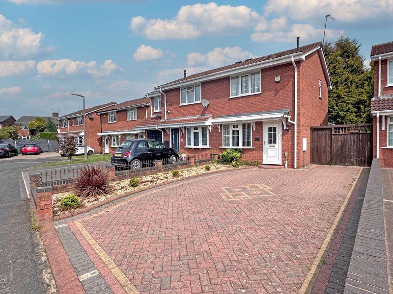 Lovatt Close, TIPTON, DY4 0HX 2 bed semi-detached house for sale - £220,000