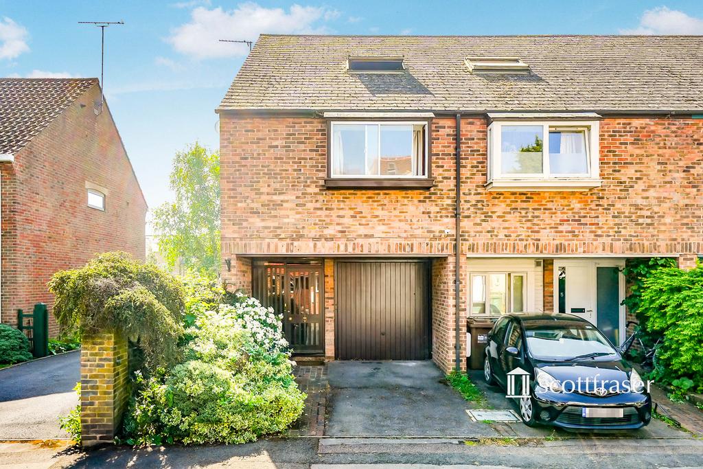Hobson Road, Oxford 3 bed cottage - £2,100 pcm (£485 pw)