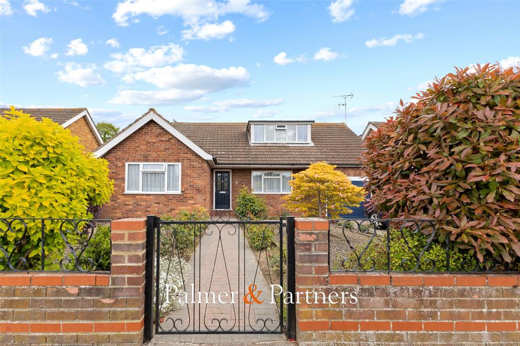Shakespeare Road, Lexden, Colchester... 4 bed bungalow for sale - £450,000