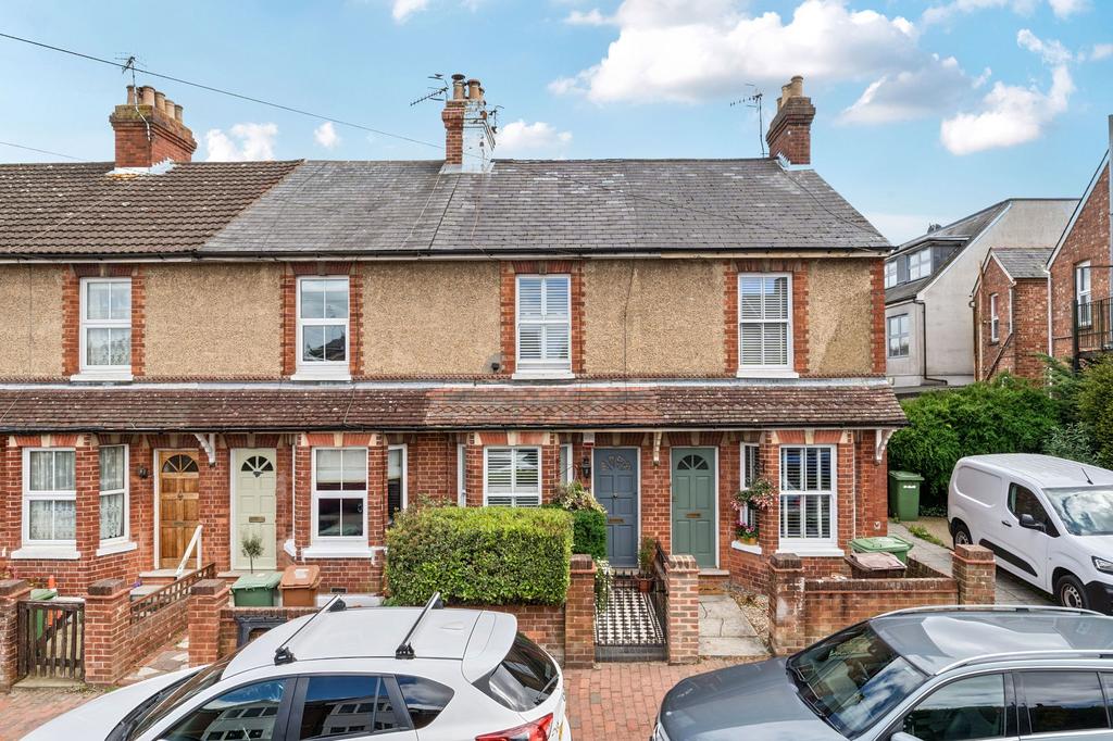 Meadow Road, Rusthall, Tunbridge Wells 3 bed terraced house - £385,000