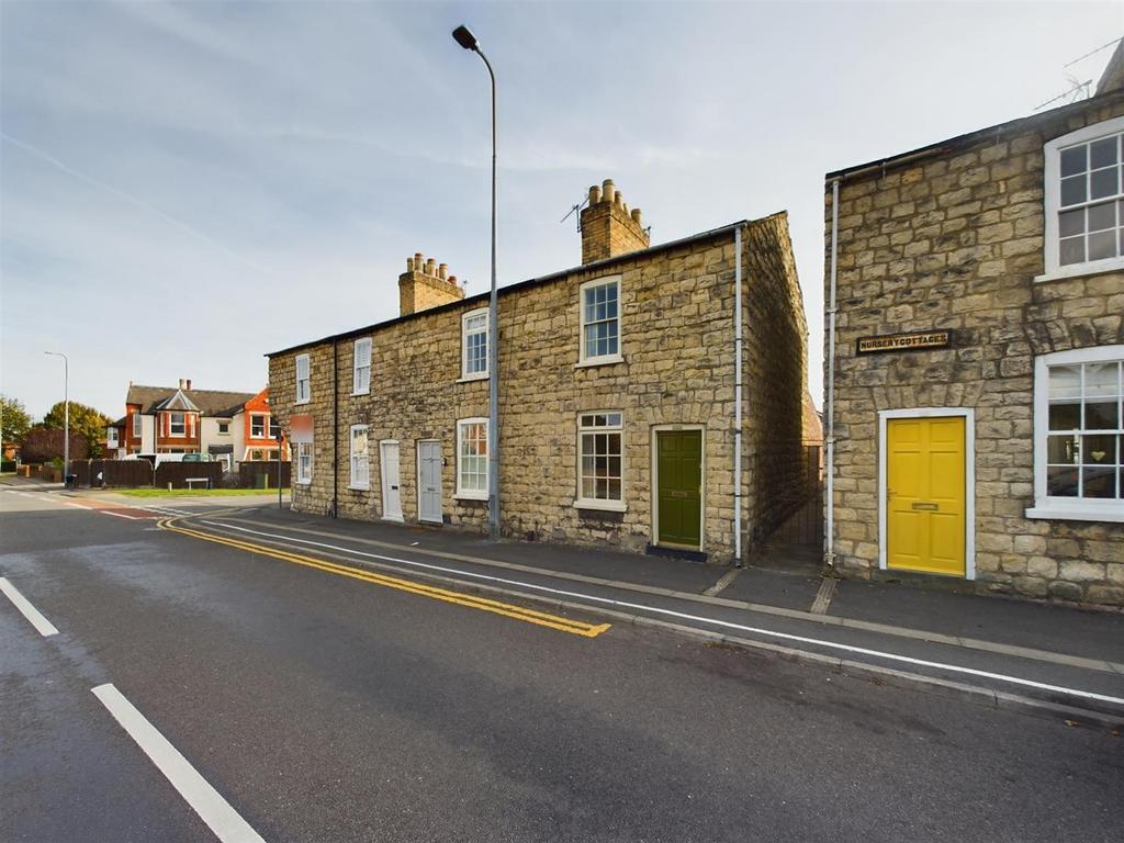 Nettleham Road, Lincoln 2 bed cottage - £875 pcm (£202 pw)