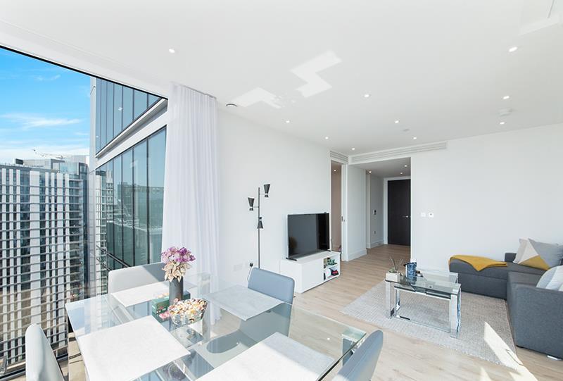 Neroli House, Piazza Walk, Aldgate... 2 bed flat - £4,050 pcm (£935 pw)