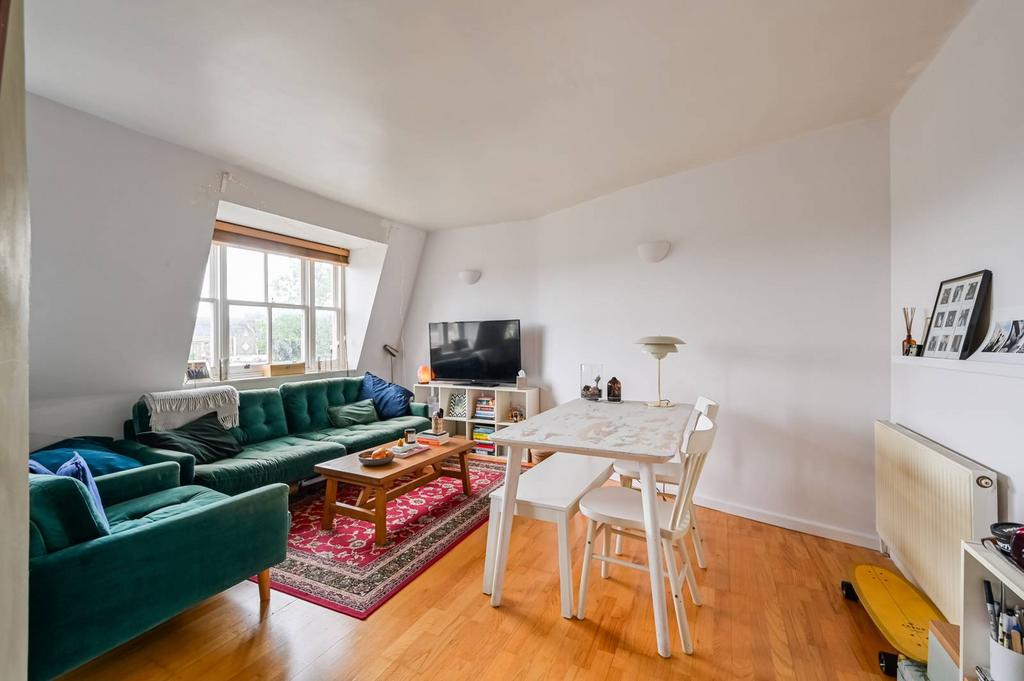 52 Grove Road, London E3 1 bed flat for sale - £350,000