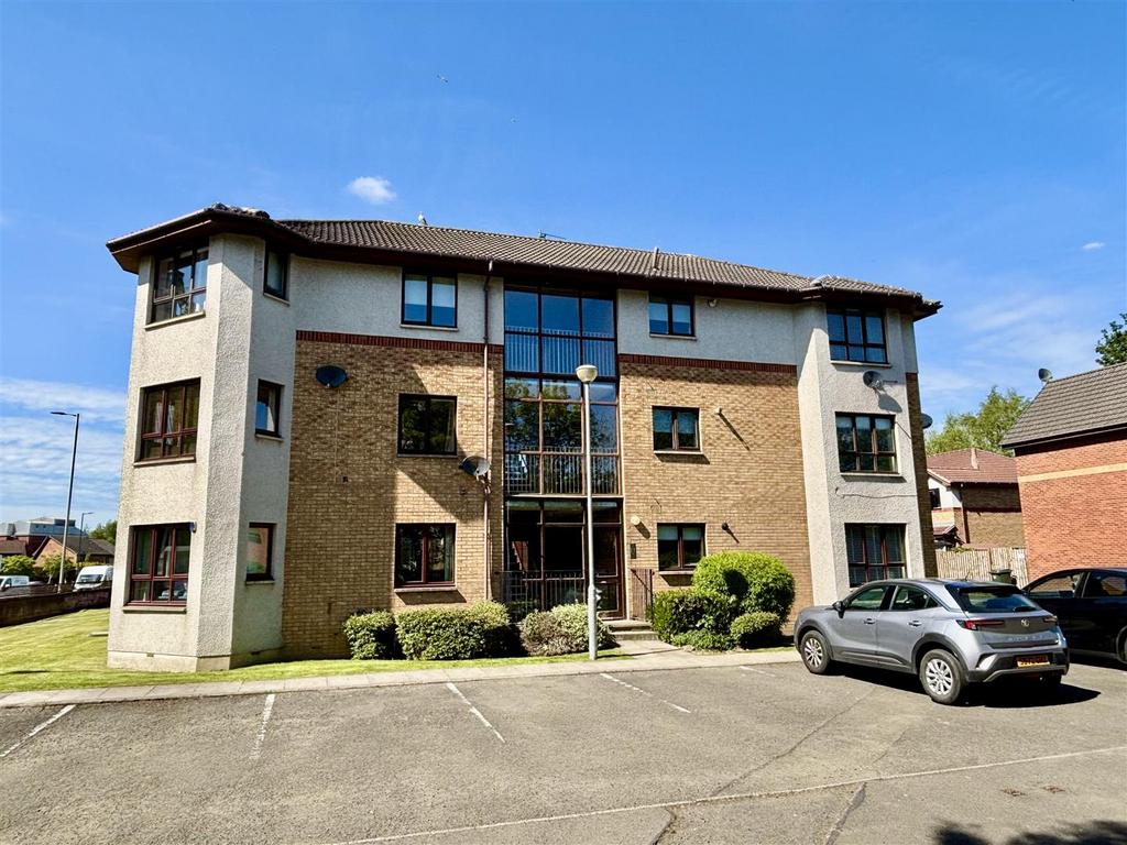 Elison Court, Motherwell ML1 2 bed flat - £95,000