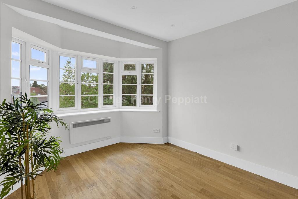 Hendon Way, Hendon, NW4 Studio - £1,350 pcm (£312 pw)