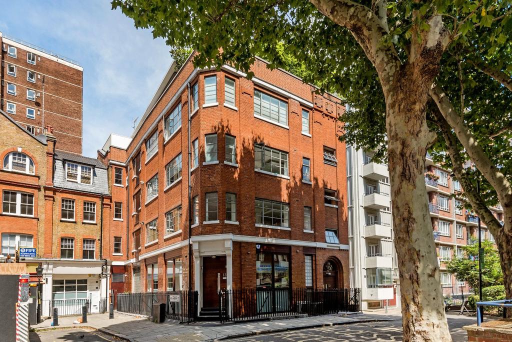 New North Street, London, WC1N 2 bed flat to rent - £3,250 pcm (£750 pw)