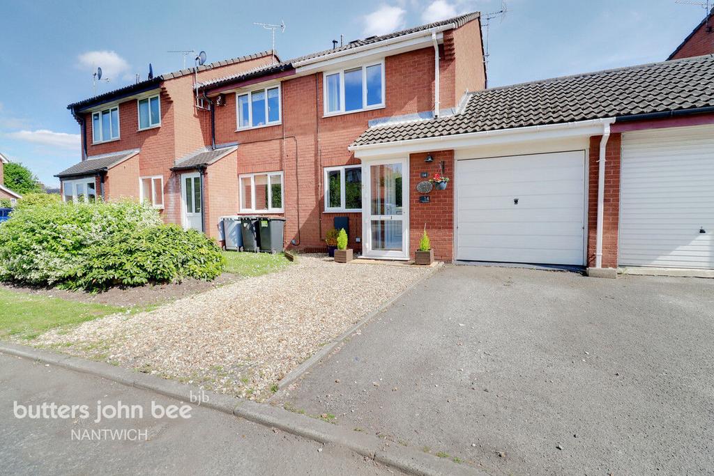 The Beeches, Nantwich 2 bed townhouse for sale - £200,000