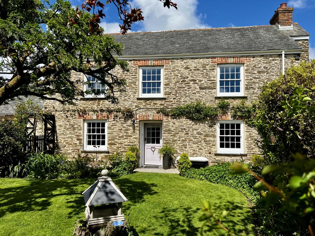 Churchtown Farm, St. Austell PL26 5 bed detached house for sale - £800,000
