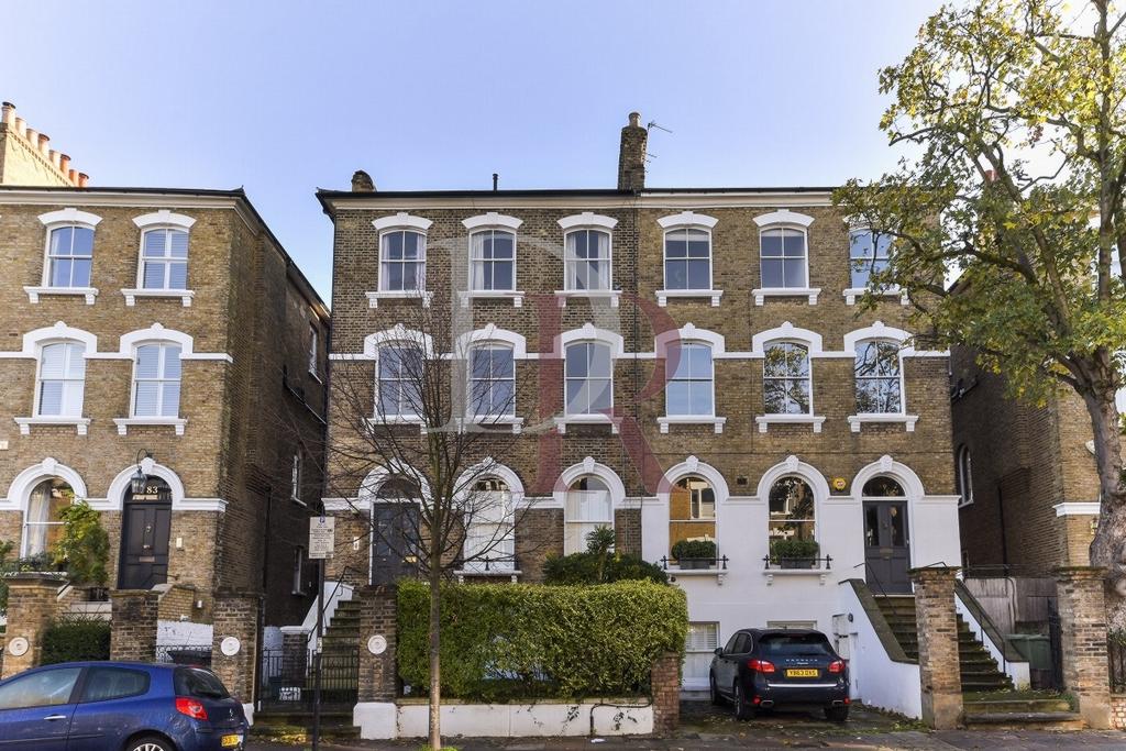 81, Highbury Hill, Highbury, N5 1SX 2 bed apartment for sale - £850,000