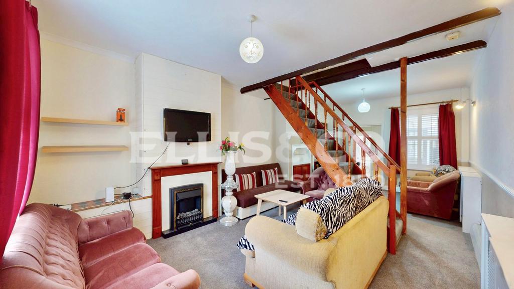 Burns Road, Wembley, HA0 3 bed house - £2,300 pcm (£531 pw)