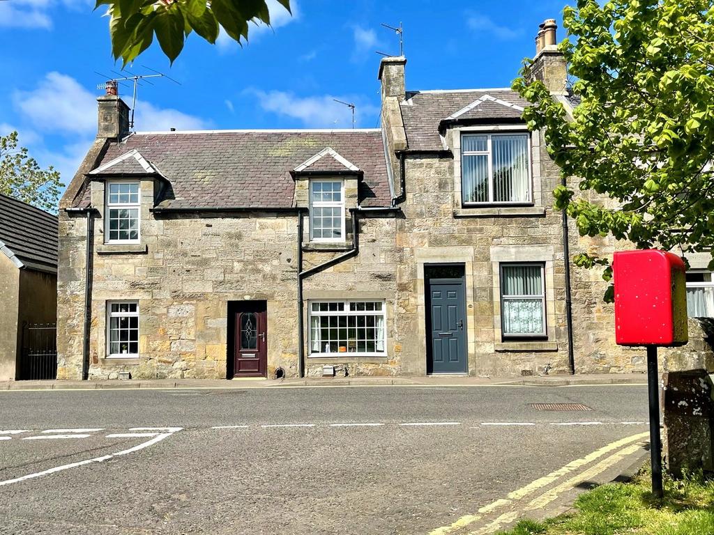160 High Street, Kinross, KY13 2 bed end of terrace house - £155,000