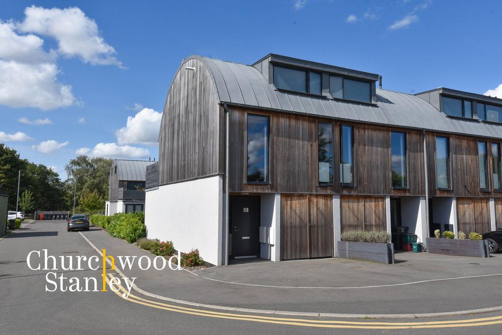 Shrubland Road, Mistley, CO11 3 bed end of terrace house - £295,000