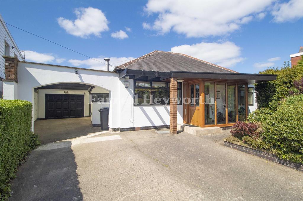 Highcross Road, Poulton Le Fylde FY6 3 bed bungalow for sale - £320,000