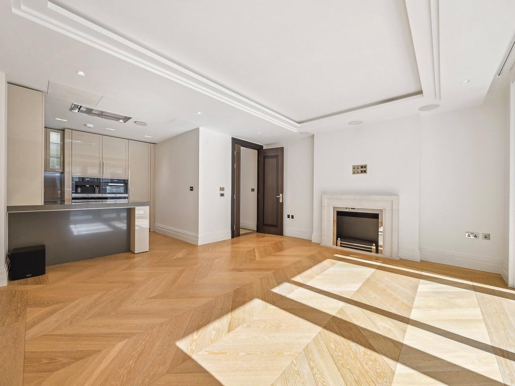 Strand, Covent Garden, WC2R 2 bed apartment for sale - £2,080,000