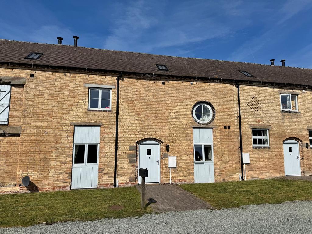 Gnosall Road, Knightley, ST20 4 bed barn conversion to rent - £1,500 ...