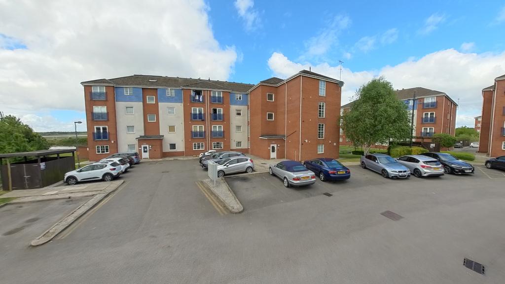 Old Coach Road, Runcorn WA7 2 bed flat for sale - £110,000