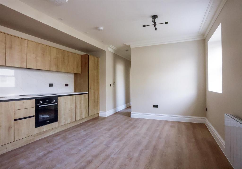 Albion Place, Ramsgate 2 bed apartment to rent - £1,150 pcm (£265 pw)