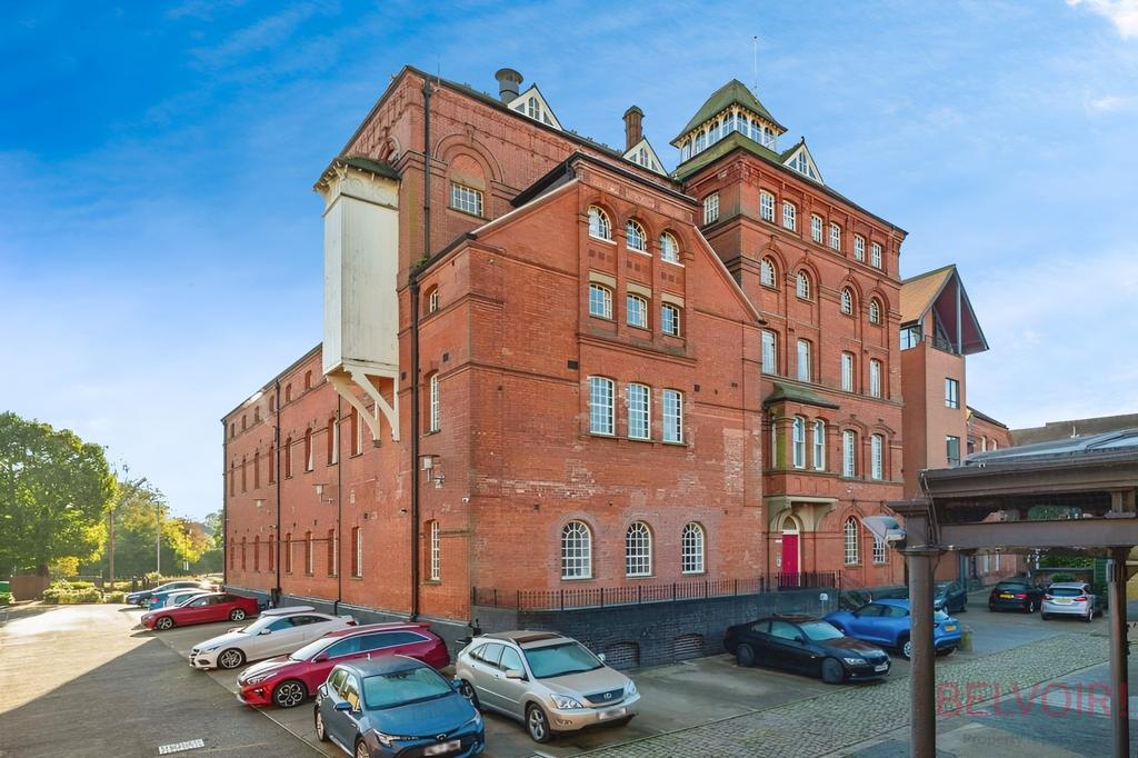 Castle Brewery, Newark, NG24 2 bed flat for sale - £220,000