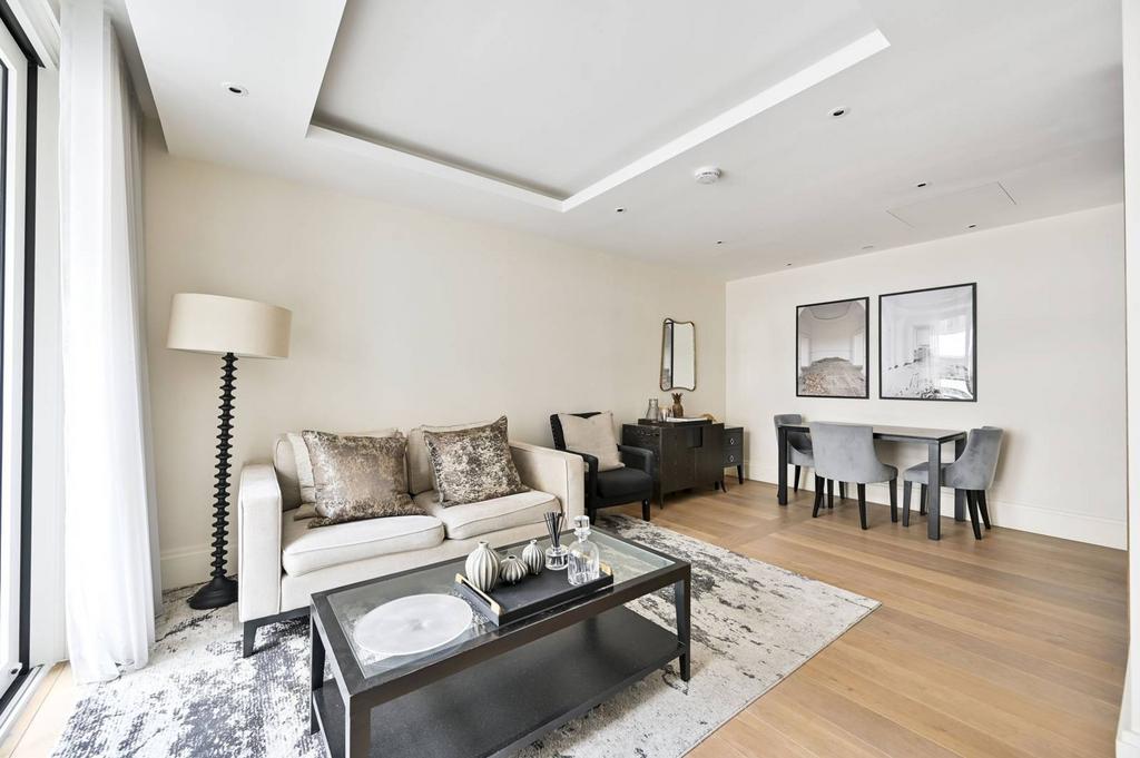 Strand, The Strand, London, WC2R 2 bed flat - £6,500 pcm (£1,500 pw)
