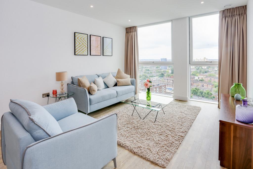 London SW8 1 bed apartment to rent - £2,750 pcm (£635 pw)