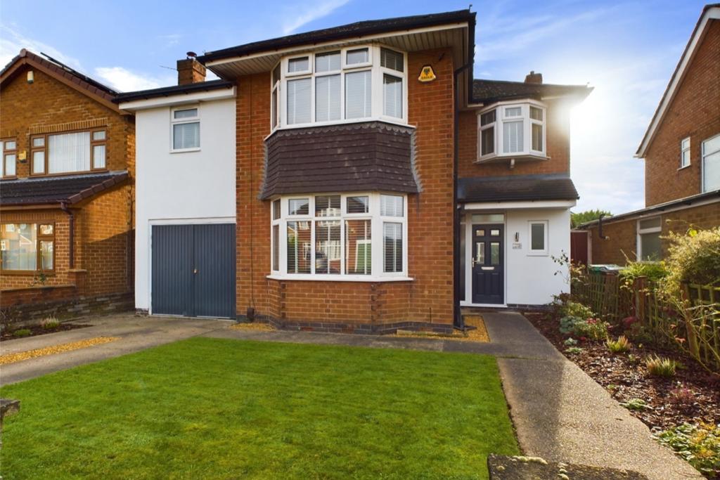 Humberston Road, Nottingham NG8 4 bed detached house for sale - £450,000