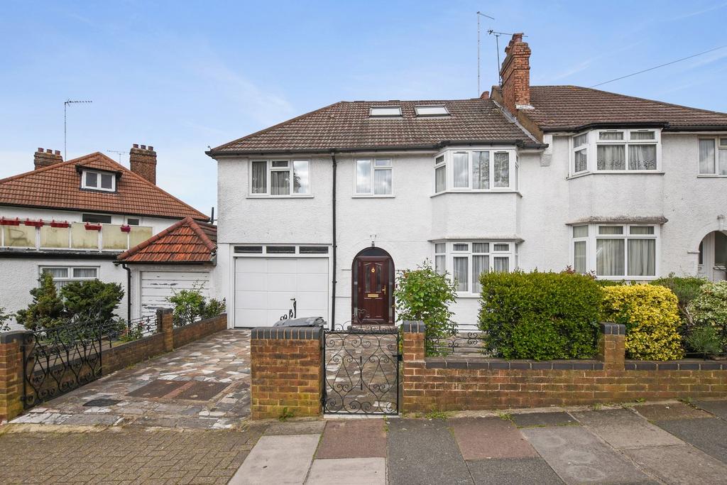 Brook Road, London, NW2 5 bed semi-detached house - £875,000